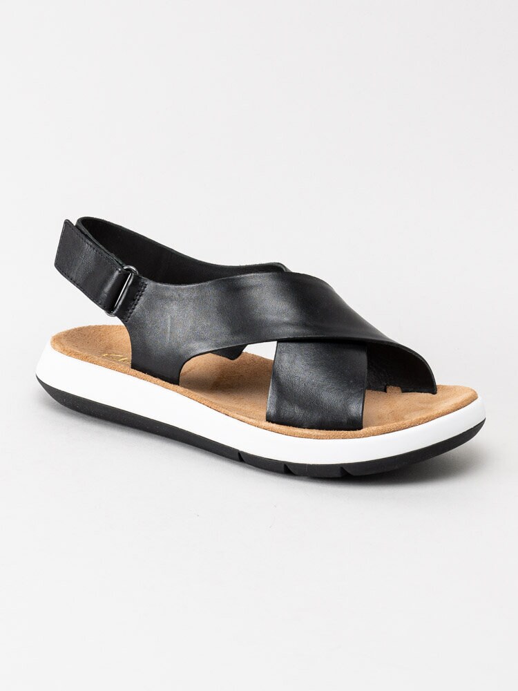 Köp Clarks - Jemsa Cross - Svarta remsandaler i mjukt skinn Jemsa Cross ...